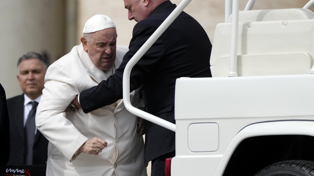 Vatican in Shock as Pope Francis in Hospital Prepares to Resign for Health Reasons! – Leo Zagami